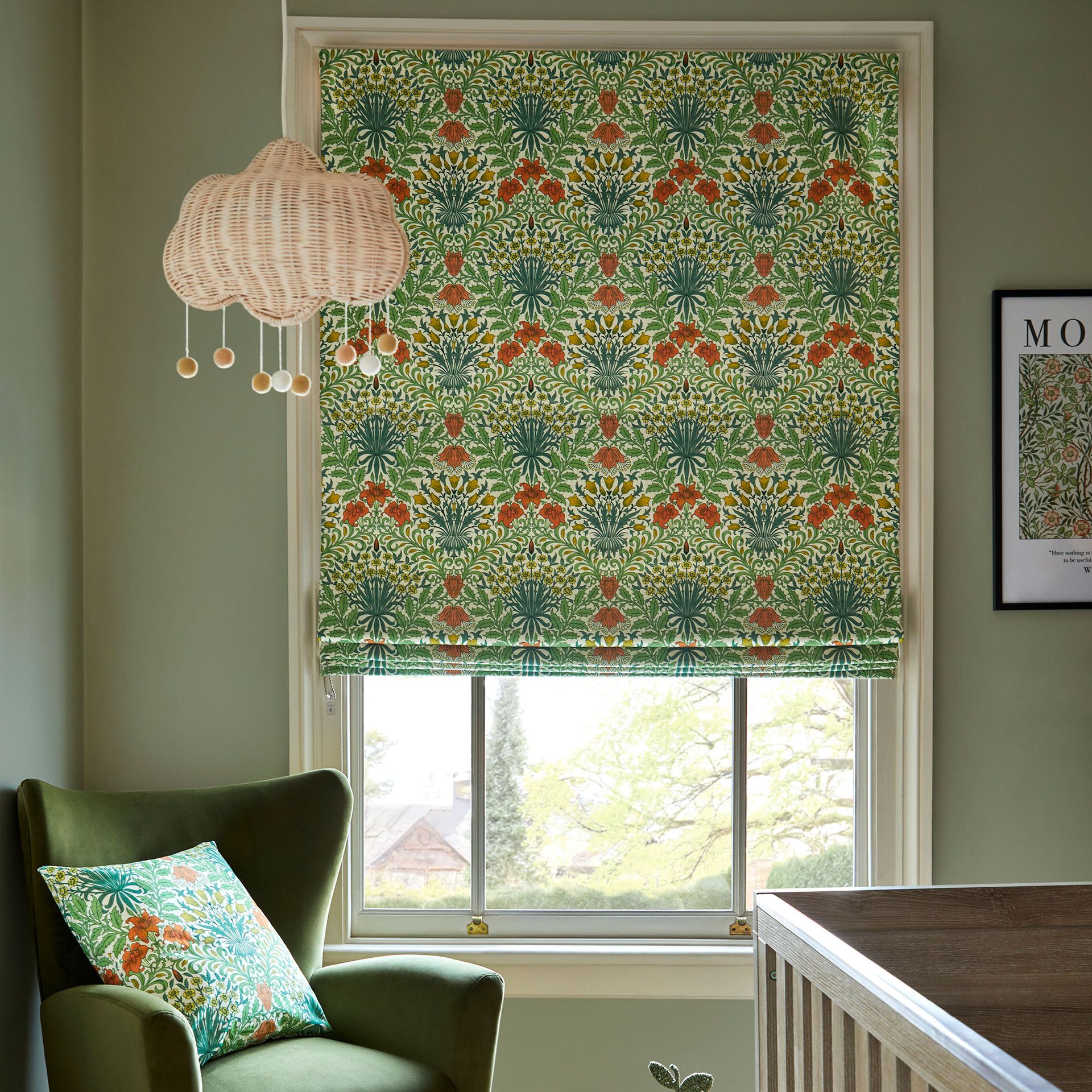 How to fit blackout blind - Expert tips to measure and install | Ideal Home