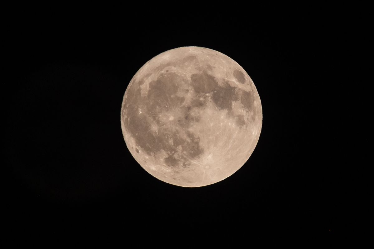 Strawberry Moon of June 2023 sweetens the night sky in amazing photos ...