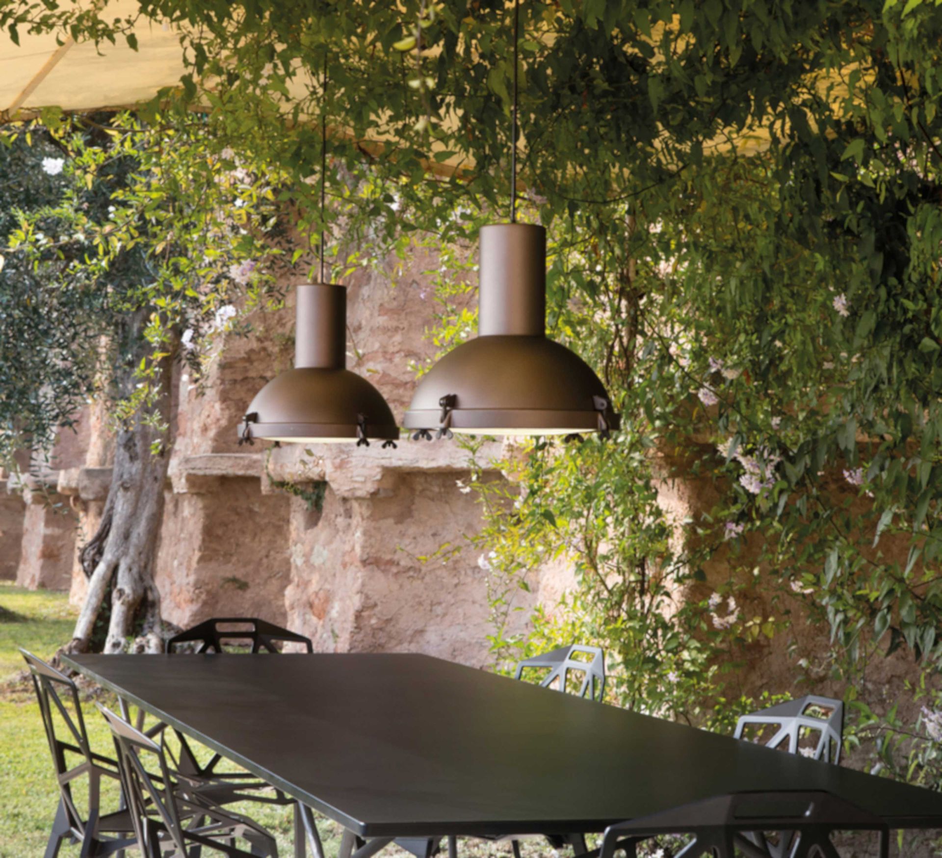 Outdoor lighting ideas: 32 ways to create a cozy glow | Gardeningetc