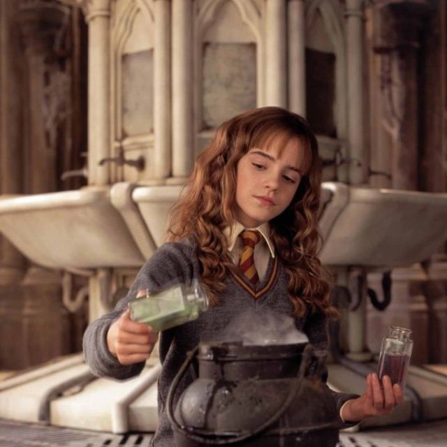 Harry Potter and the Cursed Child Play Casts Black Actress Noma ...