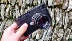 Ricoh GXR – the whacky mirrorless camera with its interchangeble sensor ...