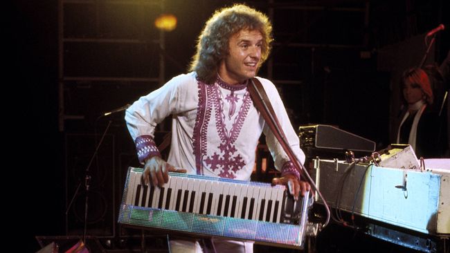 Synth pioneer Gary Wright, The Dream Weaver, has died at the age of 80 ...