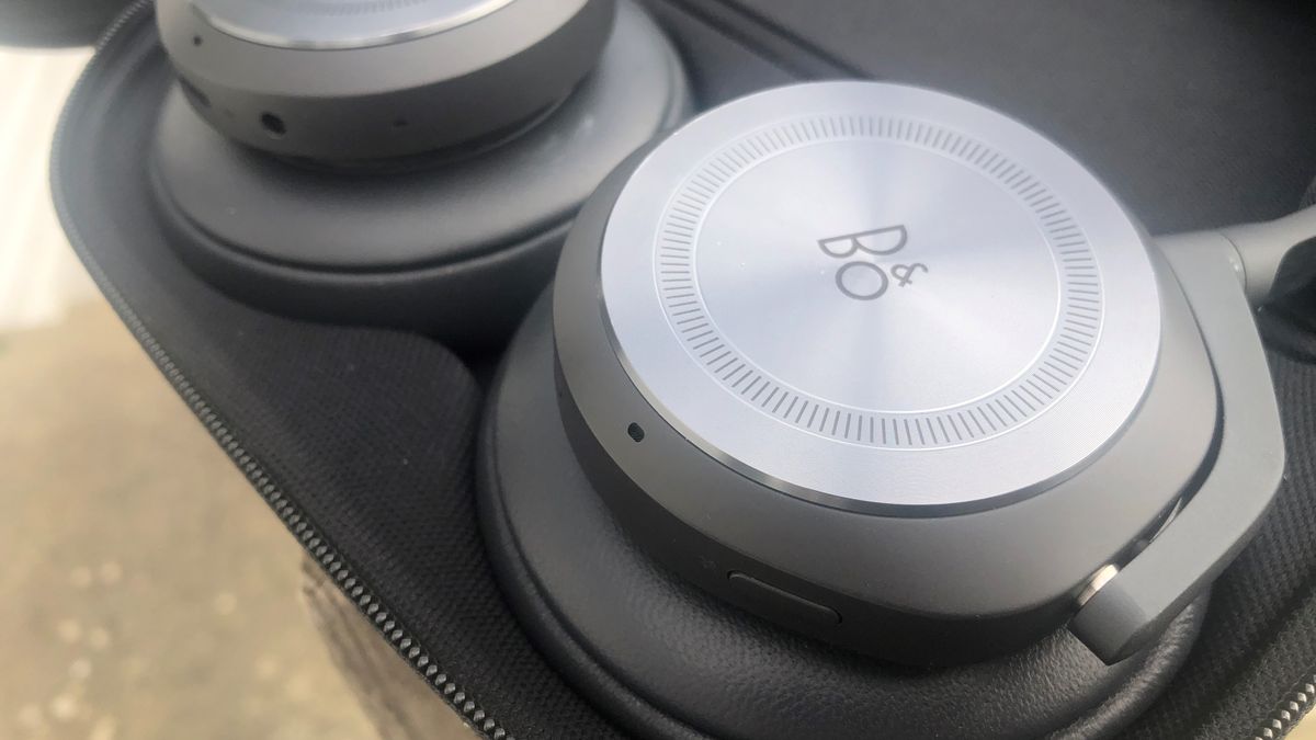 Bang & Olufsen Beoplay HX review: Classy sound in style | Tom's Guide