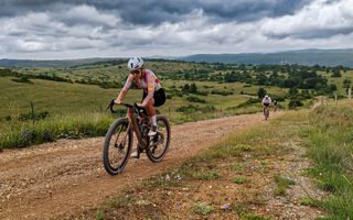 UCI Gravel World Series – Axelle Dubau-Prévot and Dorian Godon deliver ...
