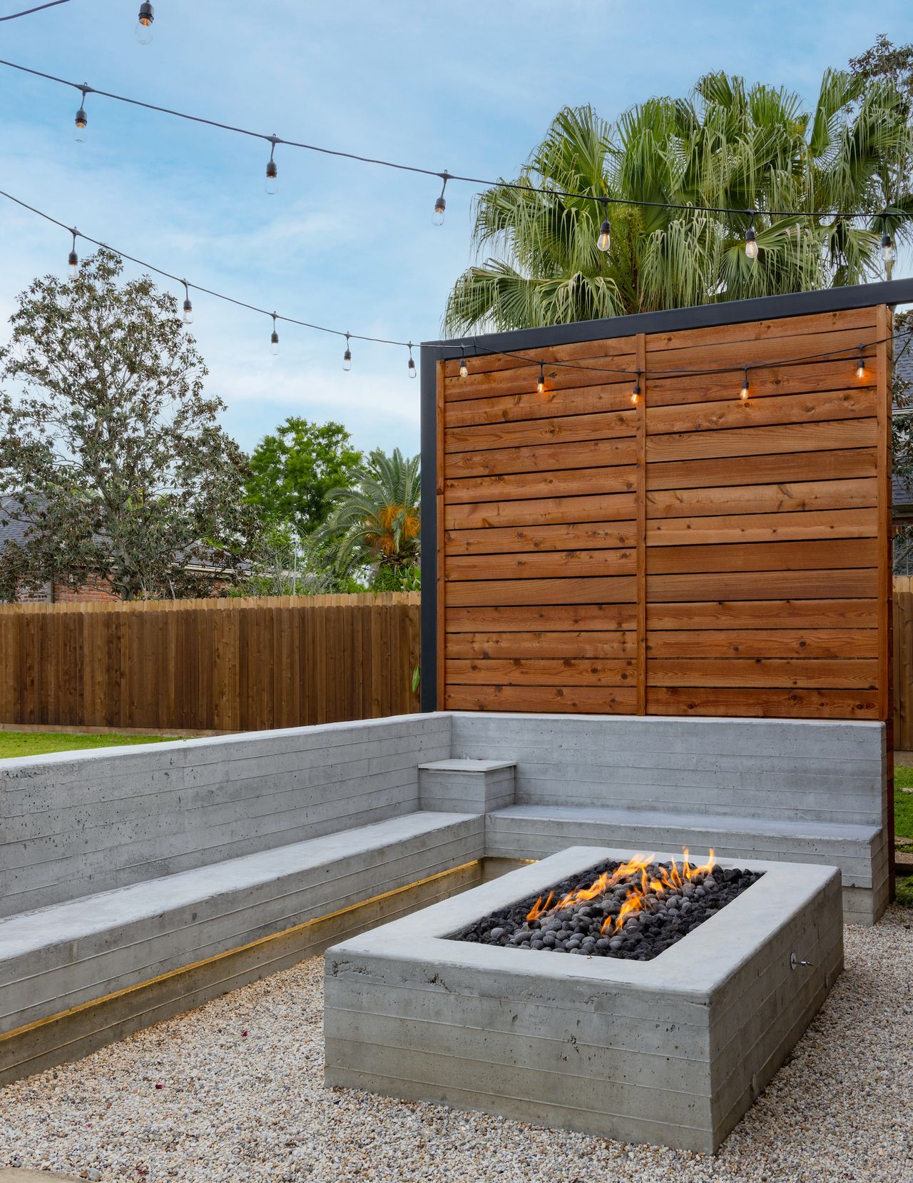 10 string light ideas for backyards you must try out | Livingetc