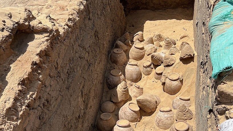 Egypt had an unusually powerful 'female king' 5,000 years ago, lavish ...