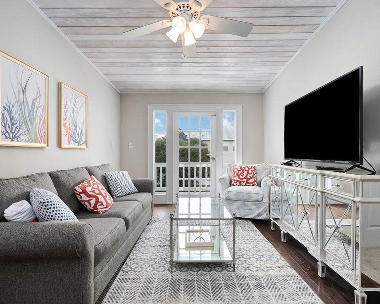 7 beadboard ceiling ideas and how to achieve it in your home | Real Homes