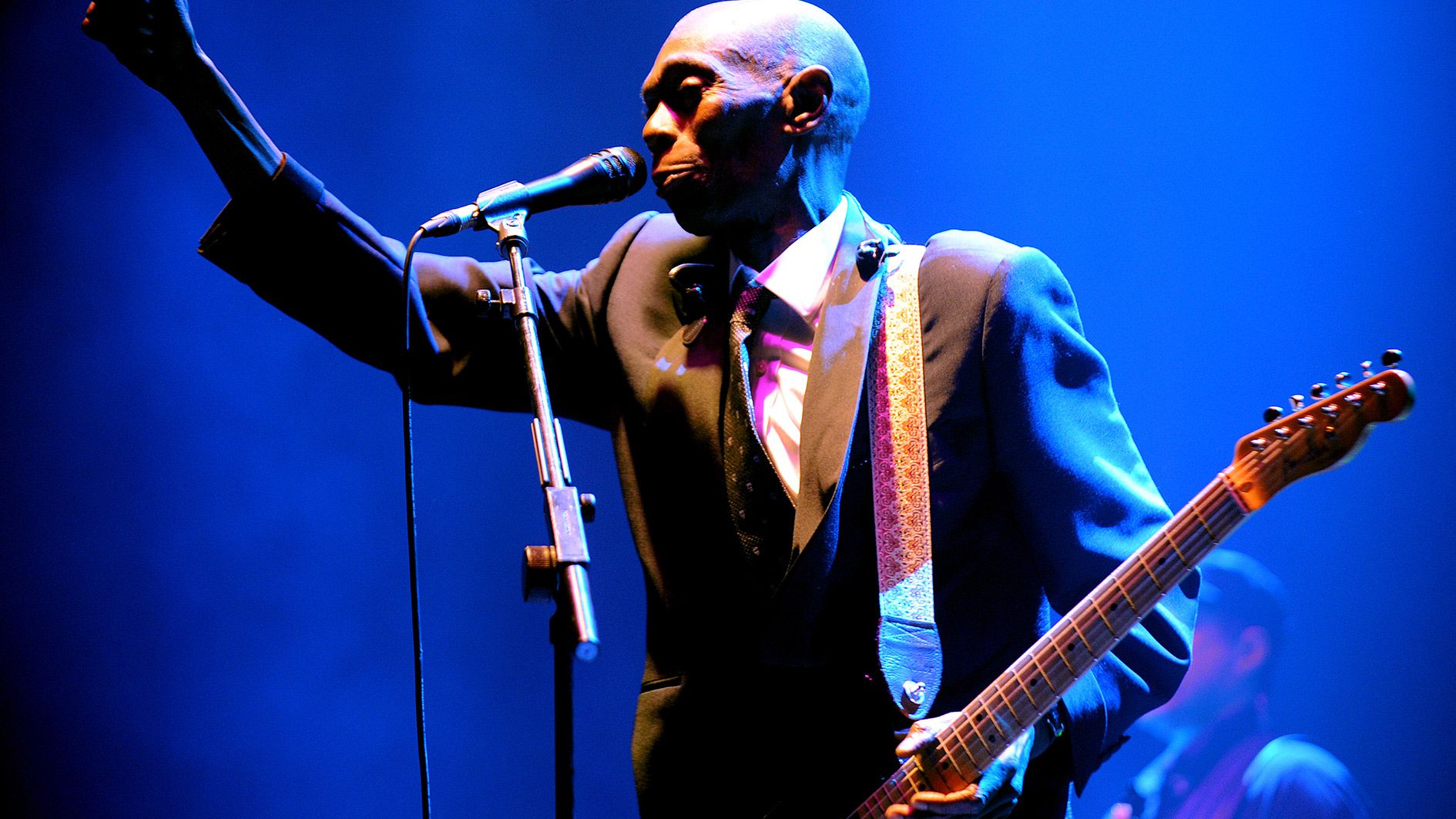 Maxi Jazz, frontman of British dance legends Faithless, dies aged 65 ...