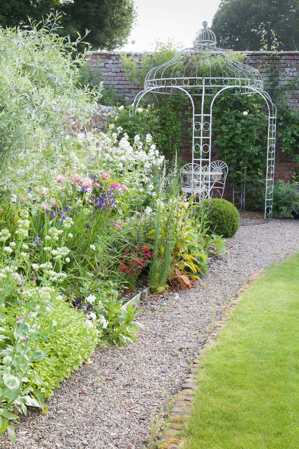 Winter garden ideas: 20 ways to a beautiful winter backyard | Homes and ...