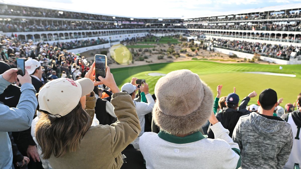 How Many Fans Does The WM Phoenix Open 16th Hole Stadium Hold? | Golf ...