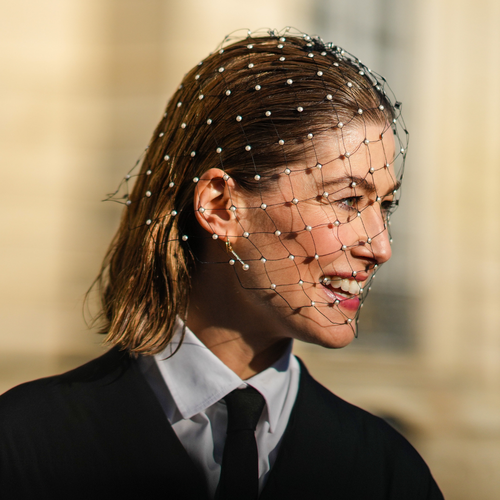 Rosamund Pike On Beauty And Ageing: "As An Actor, You Can Cheat Time ...