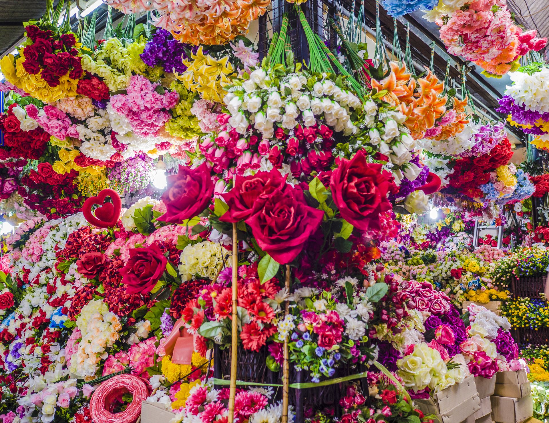 Shop 'til you drop at these 6 outdoor markets across the world | The Week