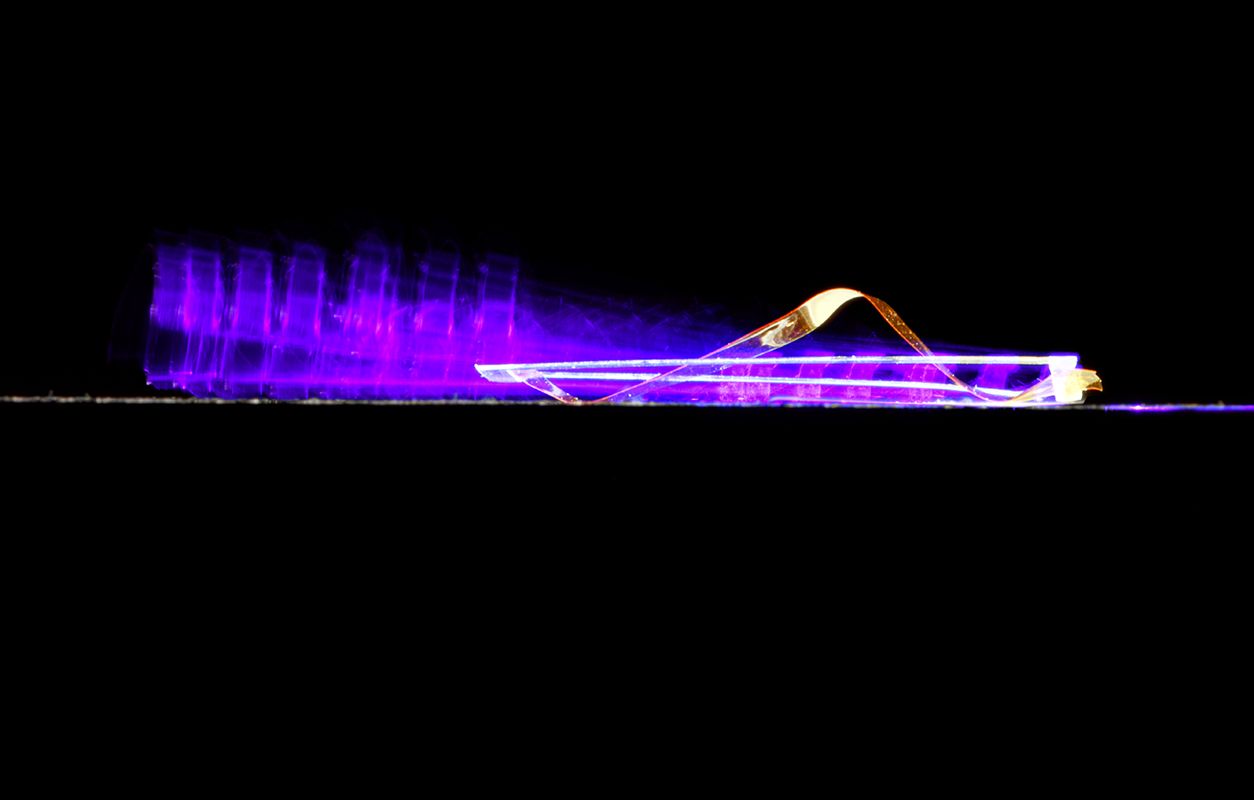 Light Makes New Material Creep Like a Caterpillar | Live Science