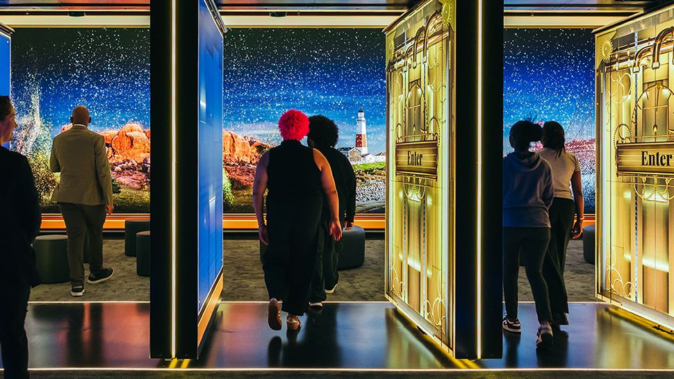 How the experts create immersive experiences that wow the audience ...