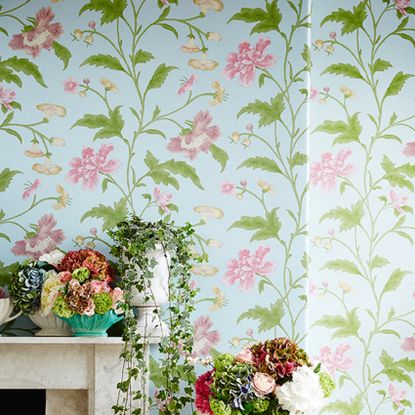 Vintage wallpaper ideas: 10 authentic period looks | Real Homes