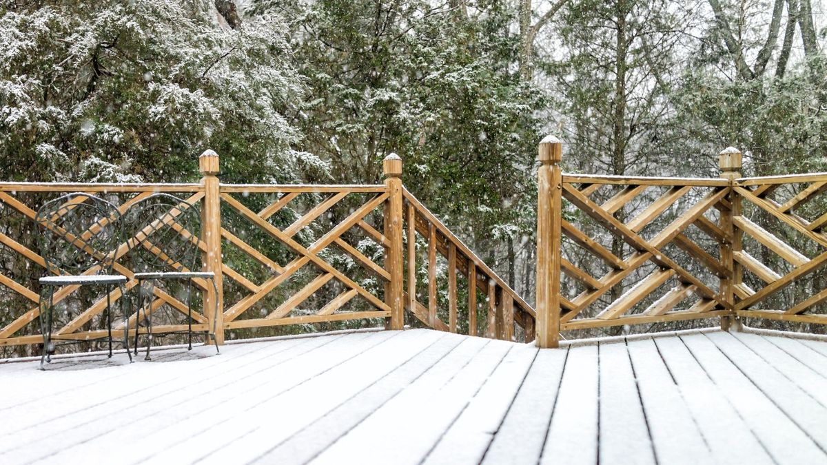 How to winterize a deck – decking experts reveal 7 tips | Homes and Gardens