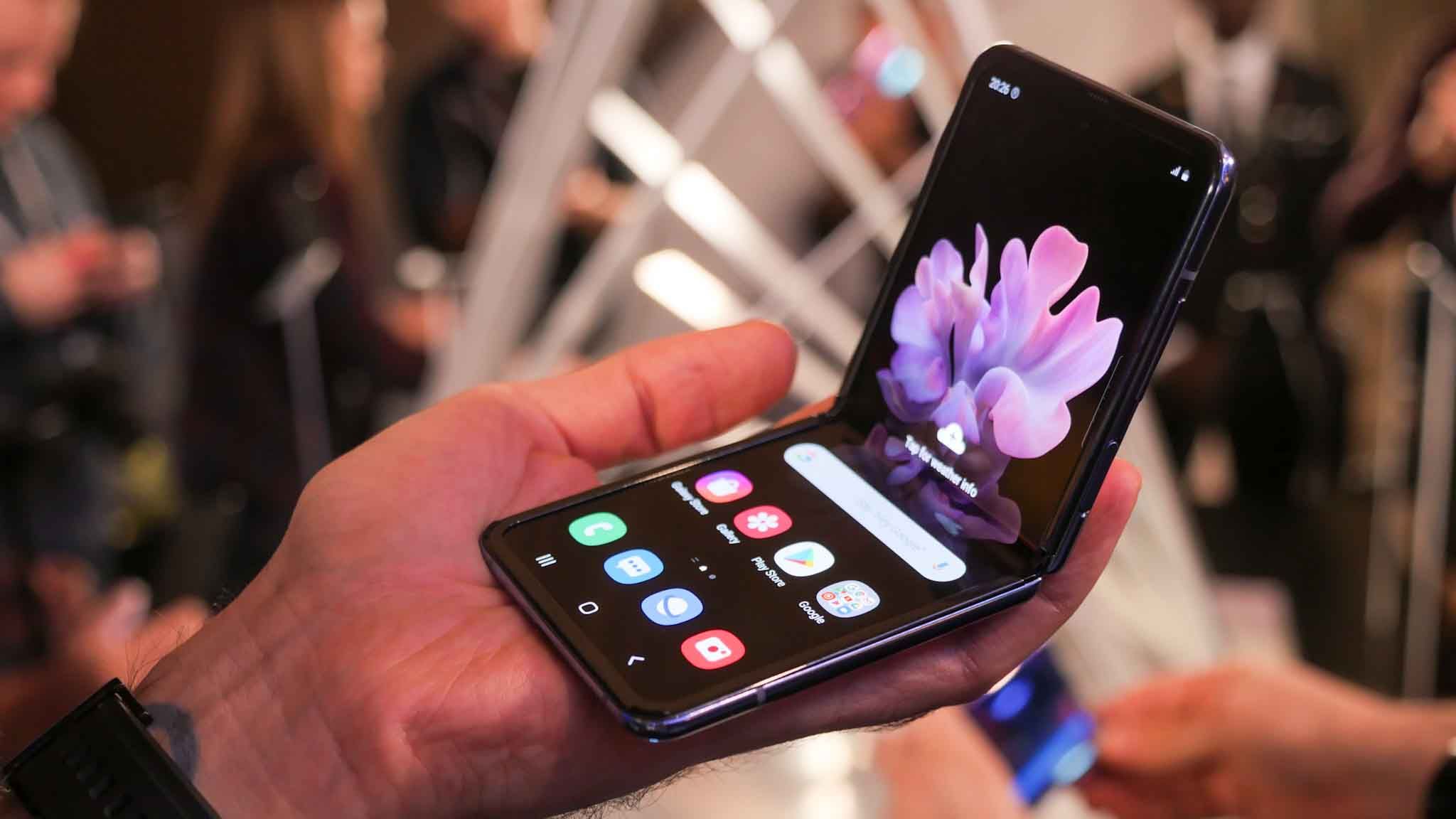 Hands on: Samsung Galaxy Z Flip review - 7 things to know | Shortlist