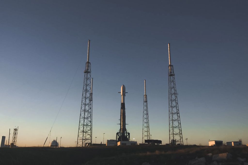 Spacex Will Launch 60 Starlink Satellites Into Orbit Tonight Heres