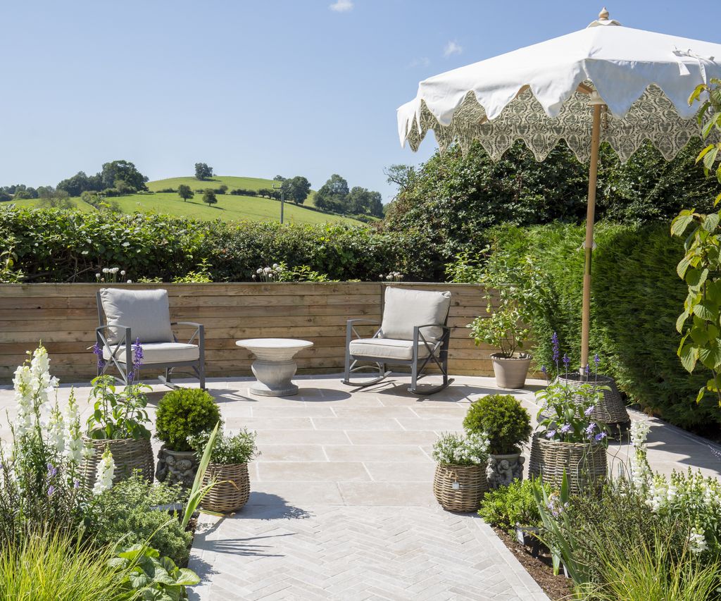 10 modern fence ideas for a fashionable garden boundary | Homebuilding