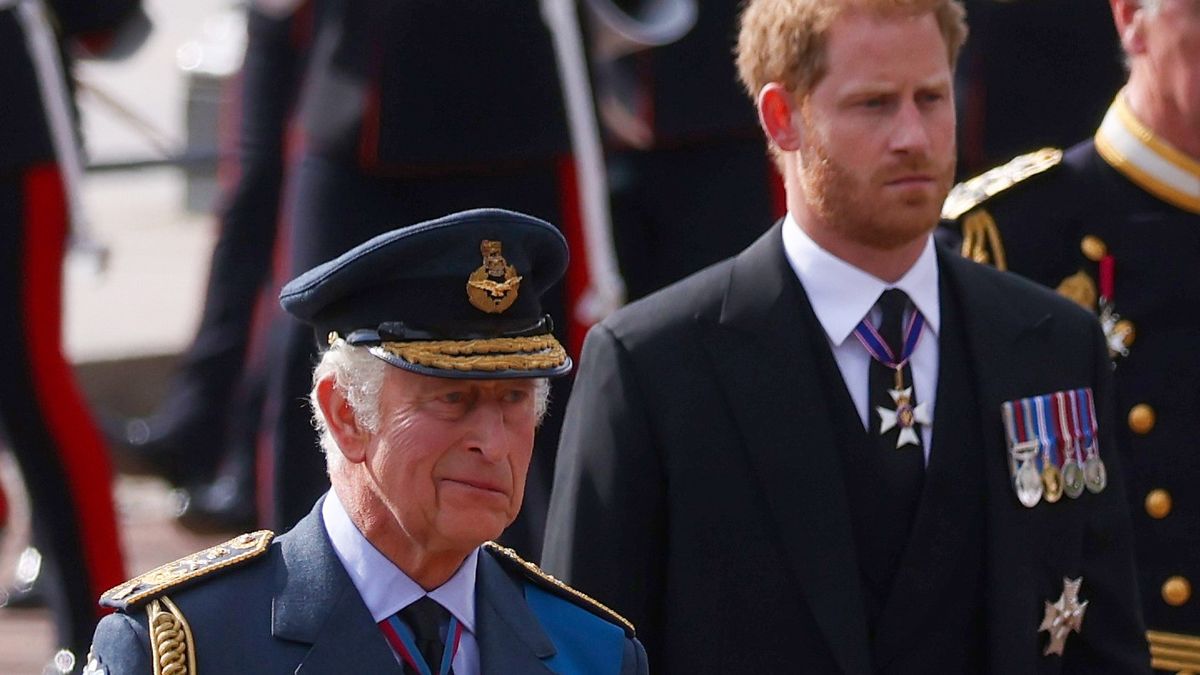 Royal Family to Hold “Peace Talks” with Prince Harry Before King ...