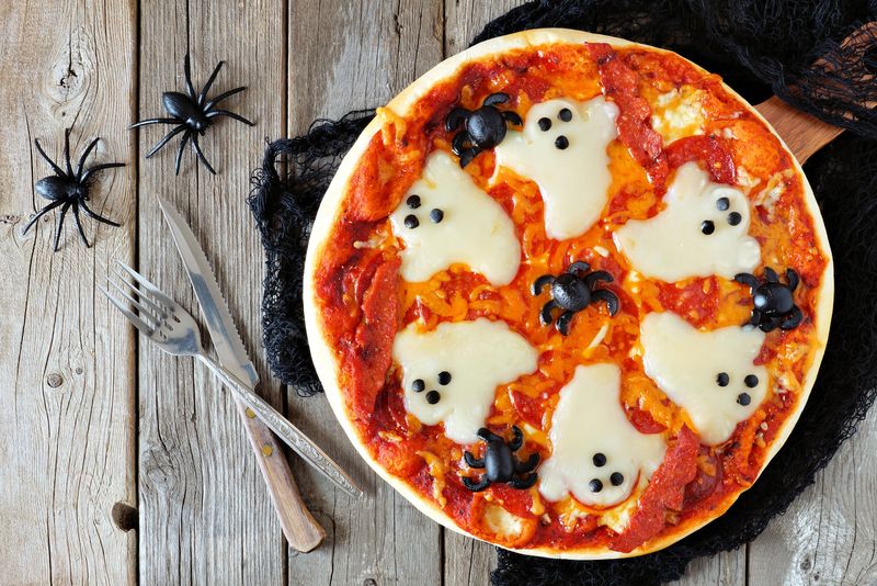 Pepperoni, mushroom and olive shortcrust pizza Recipes | GoodTo