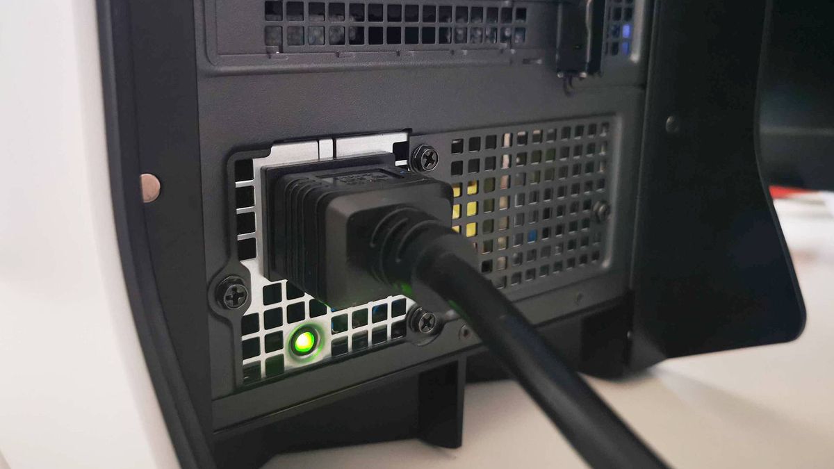 Alienware Aurora R15 review: I'm slightly scared of this RTX 4090 rig ...