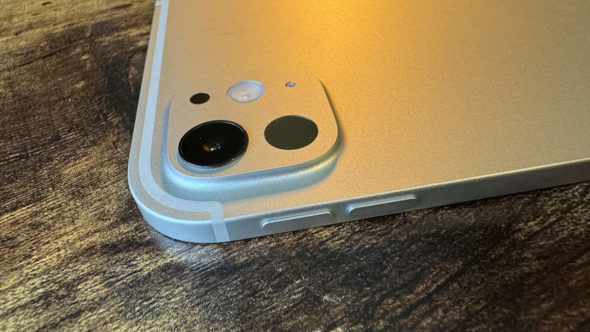 iPad Pro (2024, M4) review: A dramatic OLED display and more power than ...