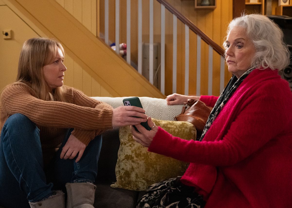 Emmerdale spoilers: Steph Miligan makes a sickening discovery | What to ...