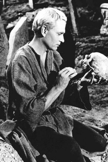 20 Things You (Probably) Didn't Know About Hamlet | Shortlist