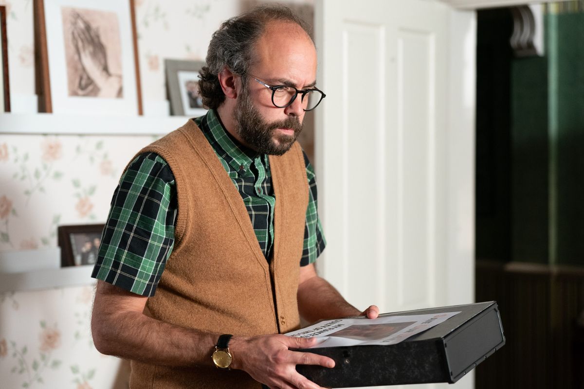 EastEnders spoilers: Bobby Beale is pushed to the edge! | What to Watch