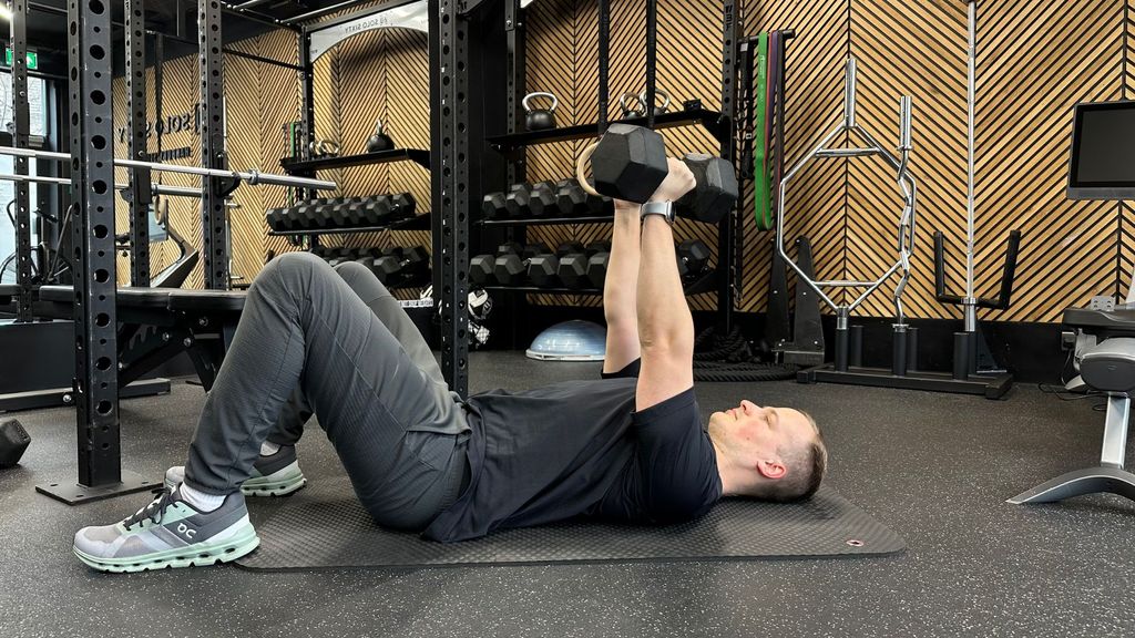Build Stronger Muscles And Joints With This Low-Impact Full-Body ...
