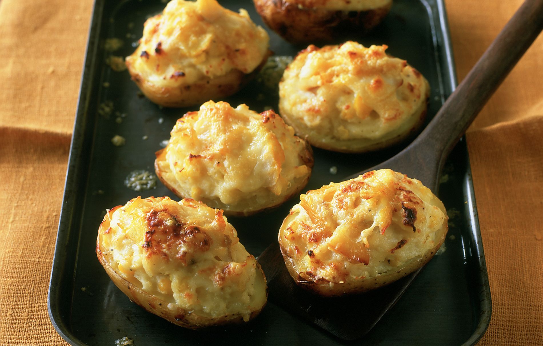 Smoked haddock jackets Recipes | GoodtoKnow