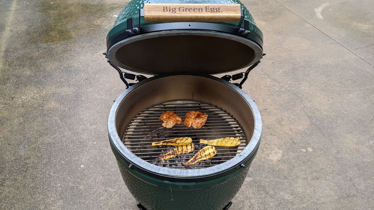 Big Green Egg review: a versatile grill for summer barbecues | Gardeningetc