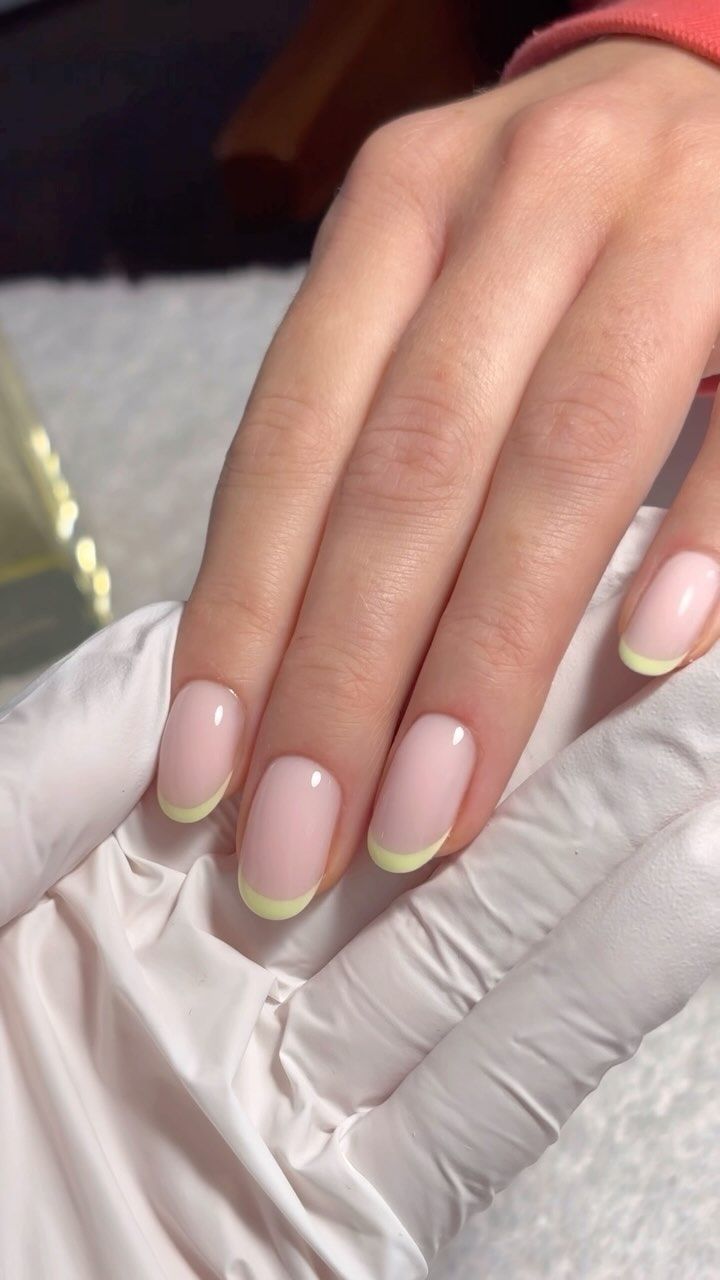 7 French Tip Nail Trends That Will Dominate in 2025 | Who What Wear