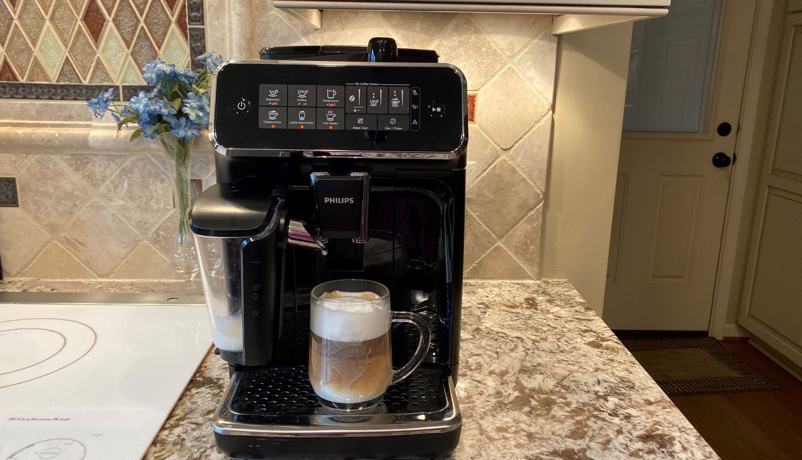 Philips 3200 Series Fully Automatic Espresso Machine with LatteGo ...