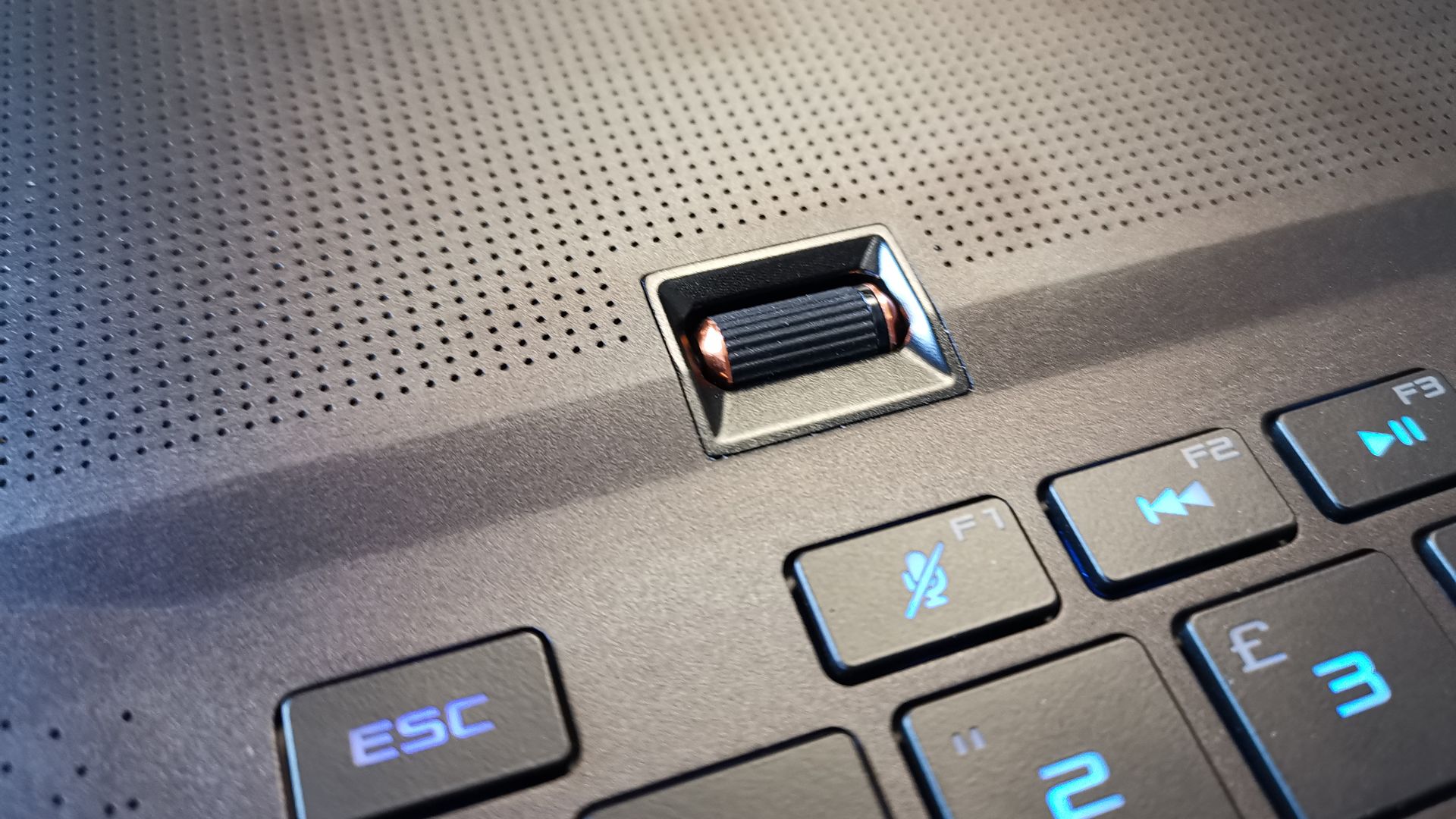 Asus ROG Zephyrus S GX701 review: the king is dead, long live the king ...