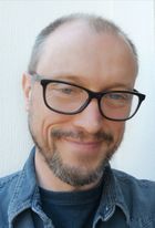 Khruangbin’s Mark Speer on guitar gear, style & inspirations | Guitar World