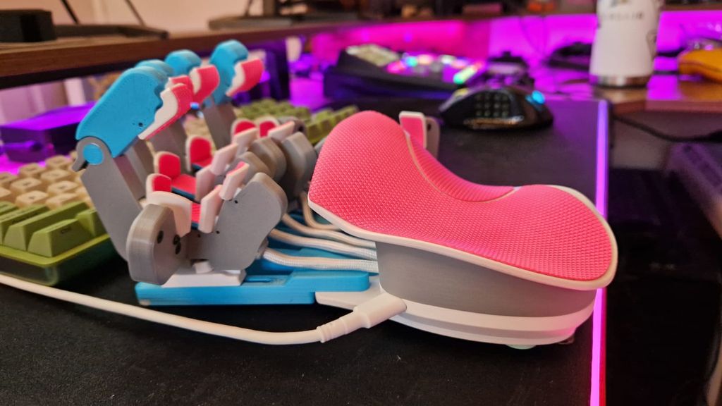 Azeron Cyborg II review: “One of the best gaming peripherals I’ve ever ...