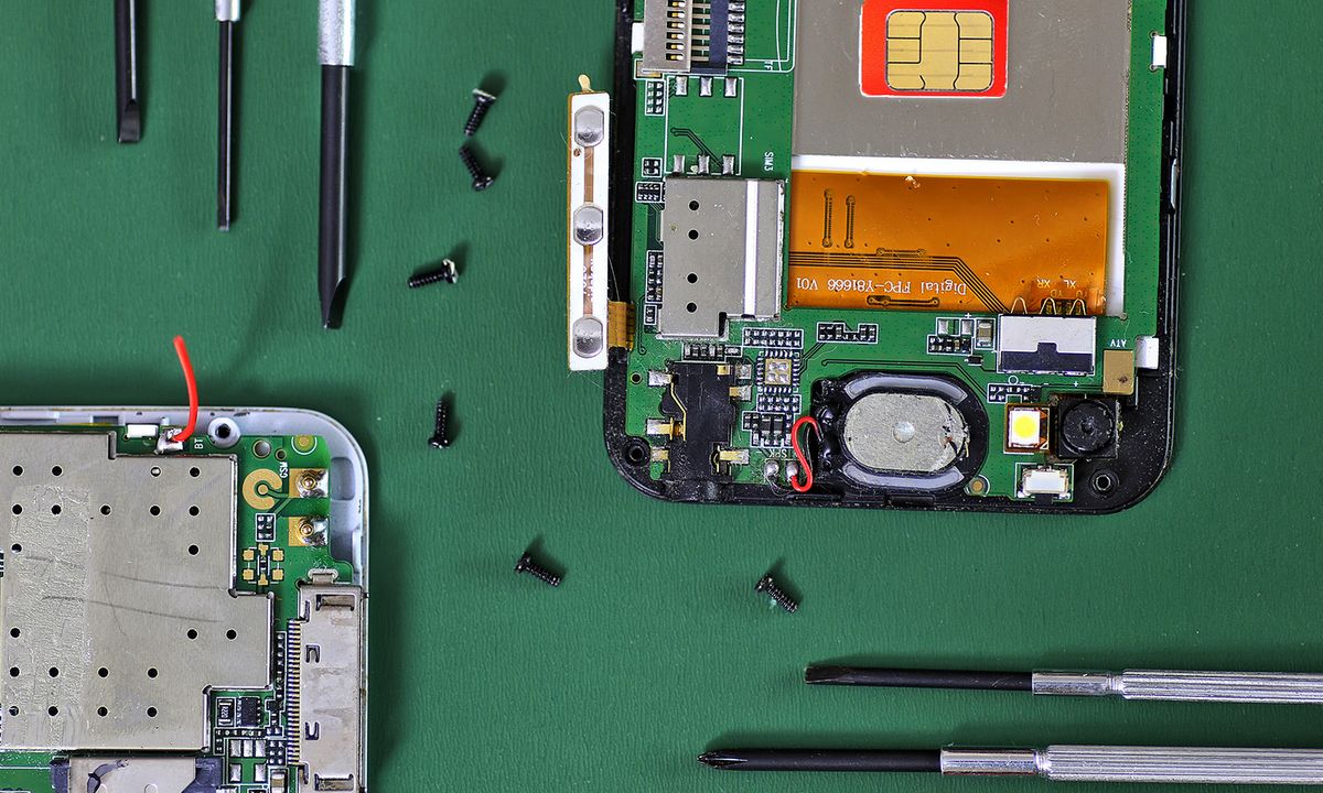 Cell Phone Insurance Plans Compared: What's Worth It? | Tom's Guide