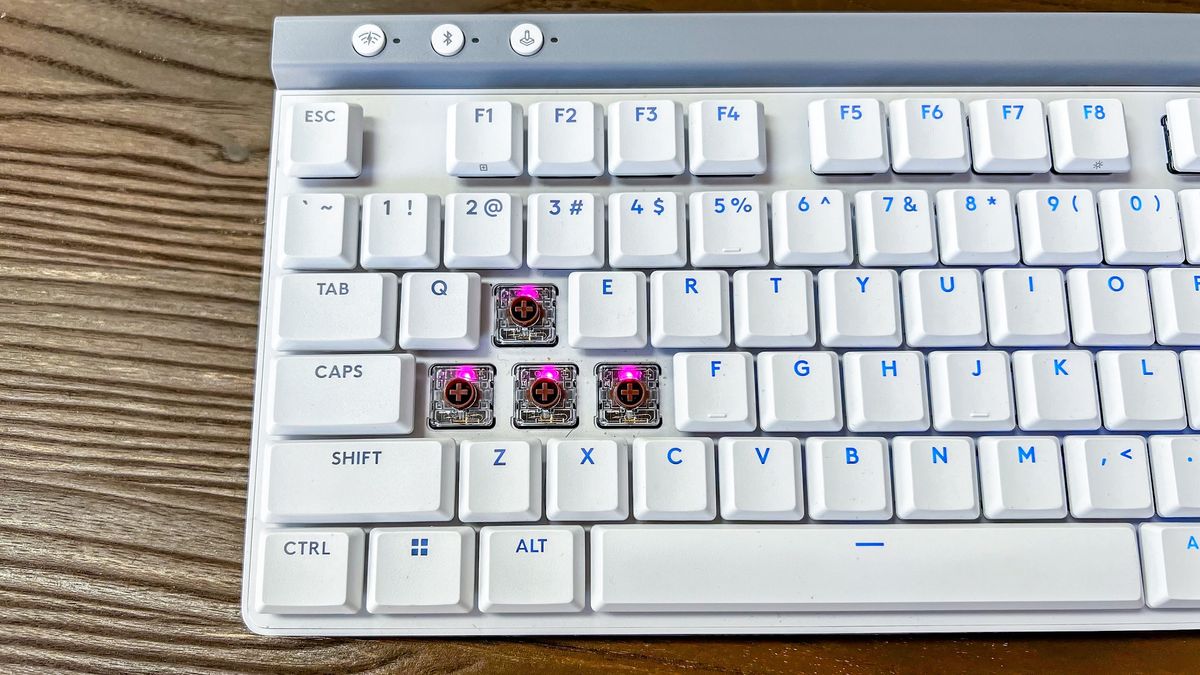Logitech G515 Lightspeed TKL review: gaming performance in a keyboard ...