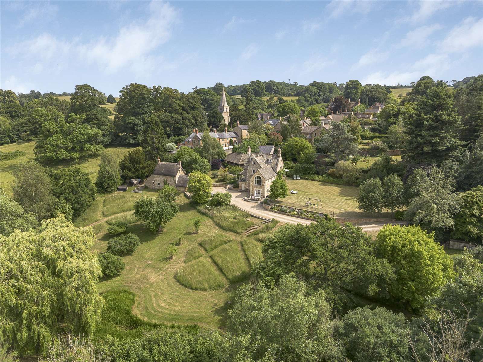 19 charming homes for sale, from picture-perfect cottages to beachside ...