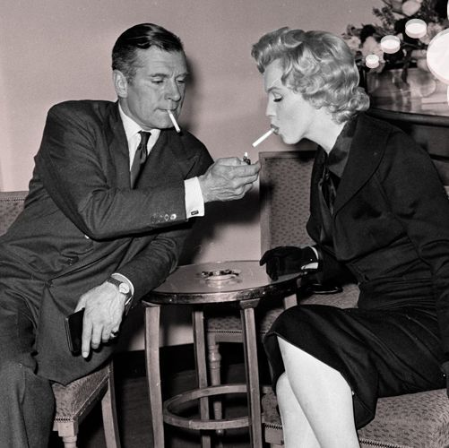 Modern Dating Etiquette Lessons - Dating Tips for Single Women | Marie ...