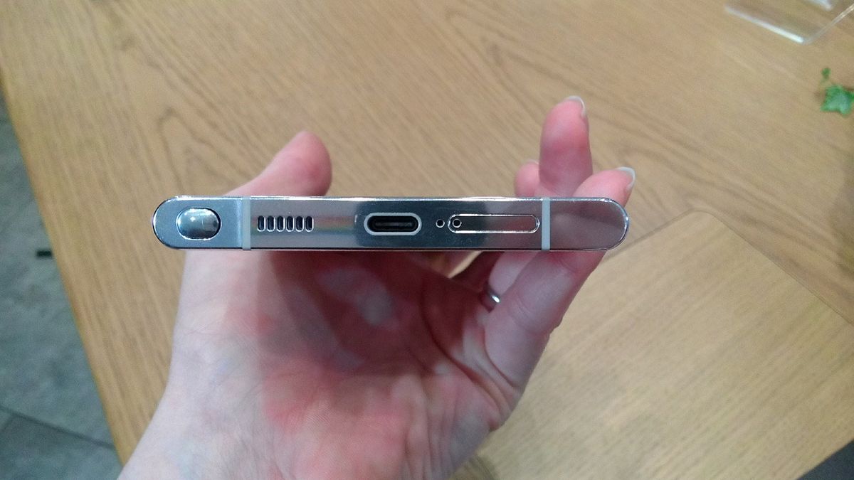 Samsung Galaxy S22 Ultra review | What Hi-Fi?