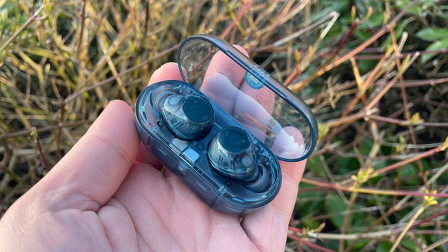 Bang & Olufsen's luxurious, high-end wireless earbuds promise ...
