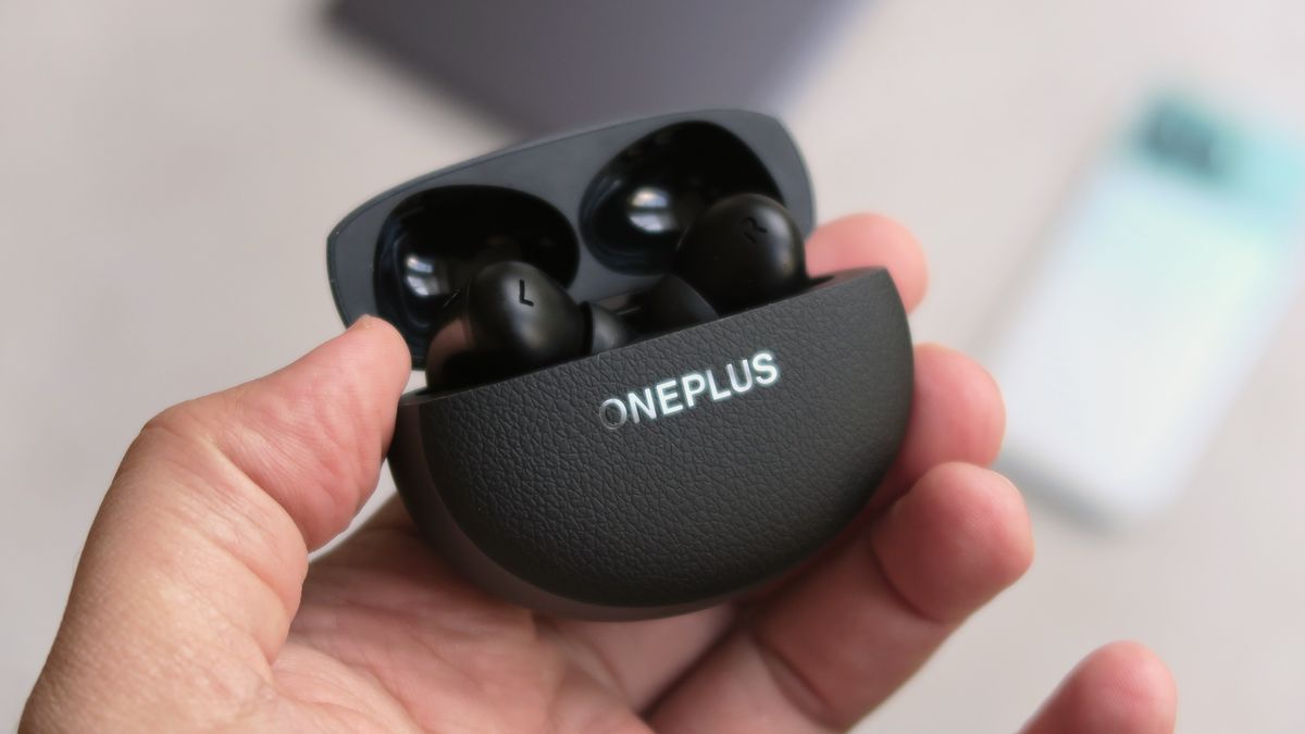 OnePlus Buds Pro 3 review: a huge sonic upgrade from OnePlus' not-too ...