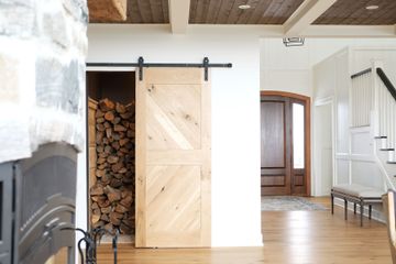 Firewood storage ideas – 7 ways to organize and stack logs | Livingetc
