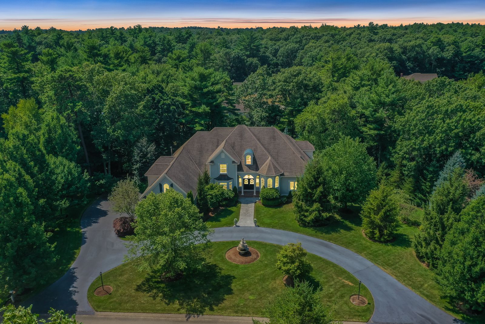 These New England homes are perfect for enjoying fall | Real Homes