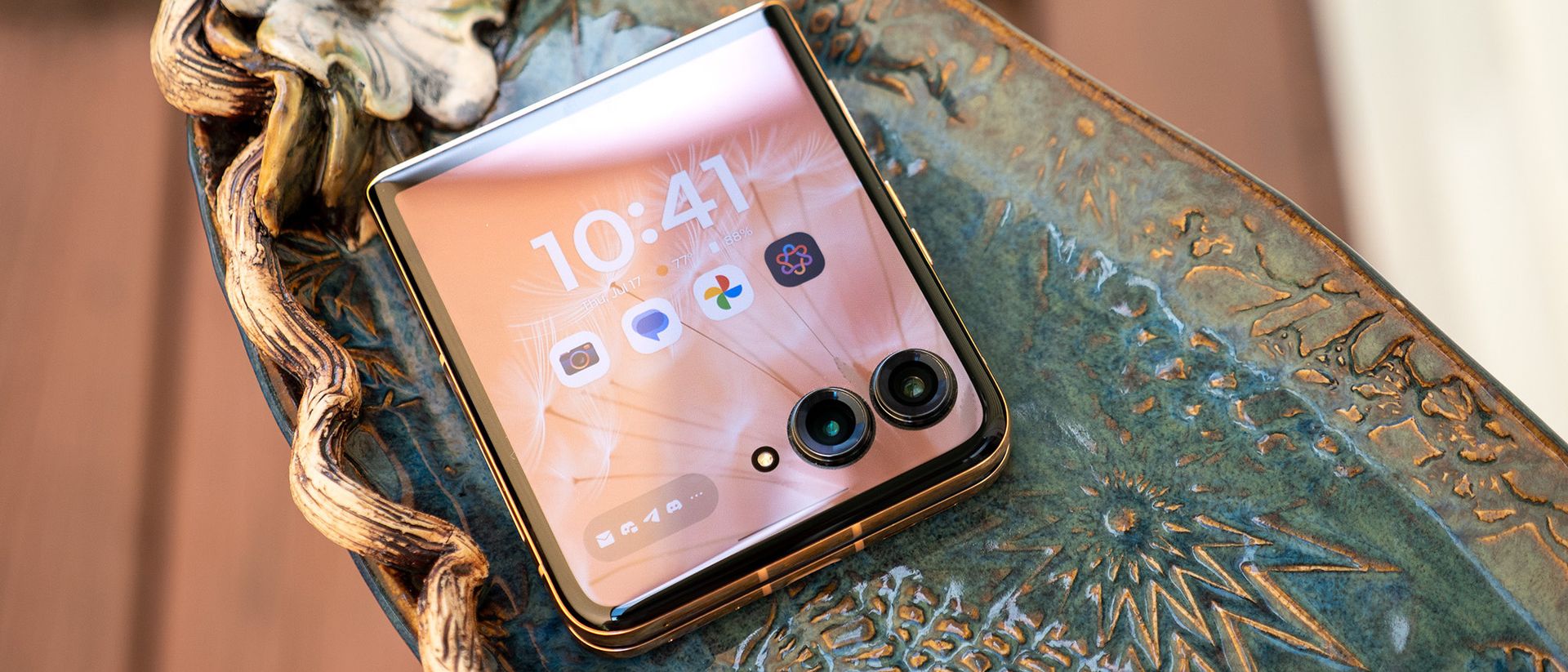 Motorola Razr Plus 2025 review: The cover is the star of the show ...