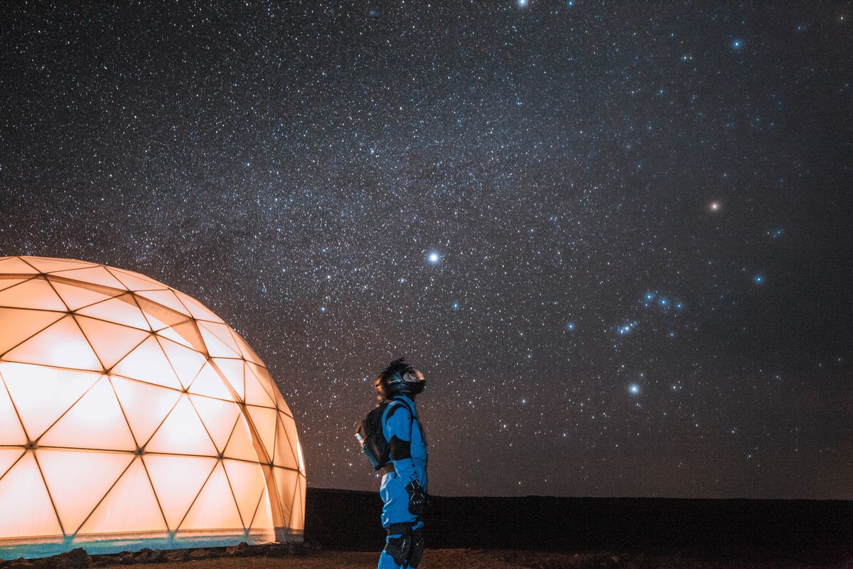 The Selene V crew hit the jackpot — Commander's report: lunar day 10 ...