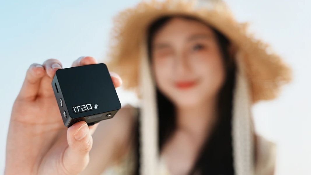 This tiny, compact camera flash uses magnetic modifiers – and only ...